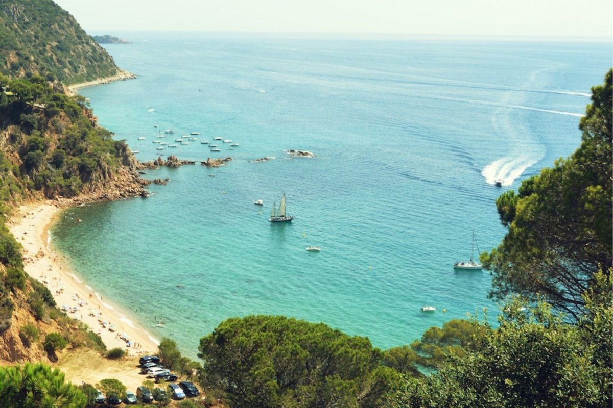 Refréscate este verano en las mejores calas de la Costa Brava - Hostemplo